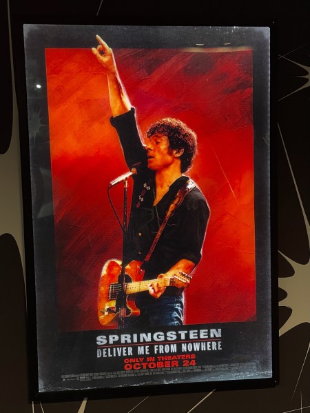 Springsteen: Deliver Me From Nowhere (Diane’s Review) – The Old Grey Cat